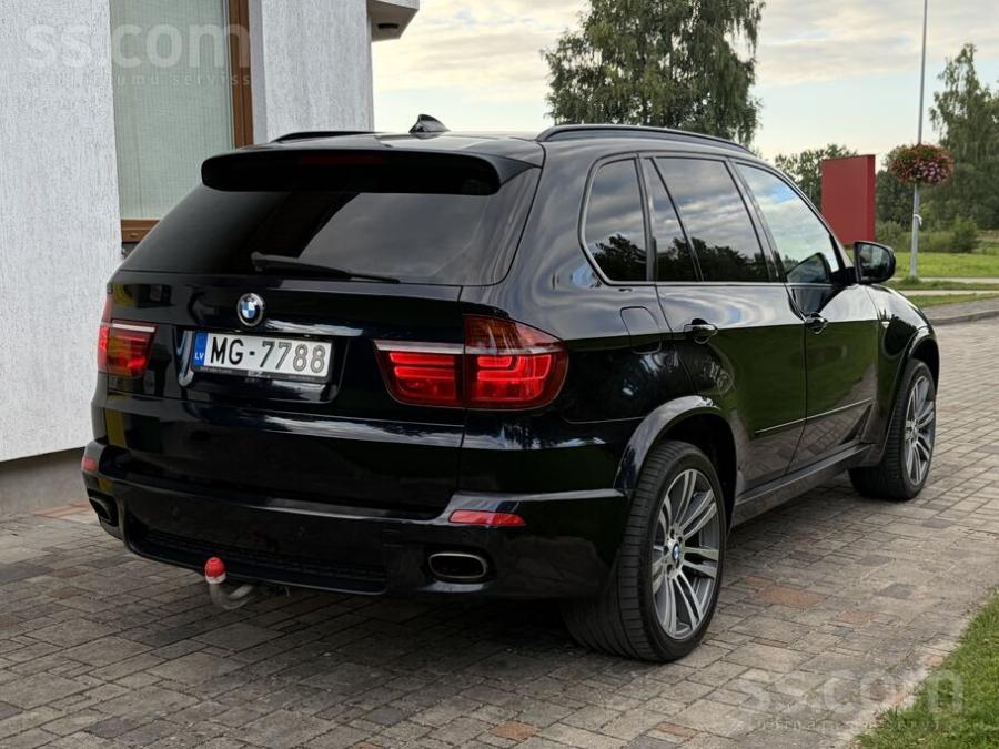 Zils BMW X5 2012 Jelgava, ar dzinēja tilpumu 3.00 L un nobraukumu 346 tūkst. km par 10900 €, foto 4 vietnē AUTOMOTO.COM.LV