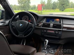 Zils BMW X5 2012 Jelgava, ar dzinēja tilpumu 3.00 L un nobraukumu 346 tūkst. km par 10900 €, foto 12 vietnē AUTOMOTO.COM.LV
