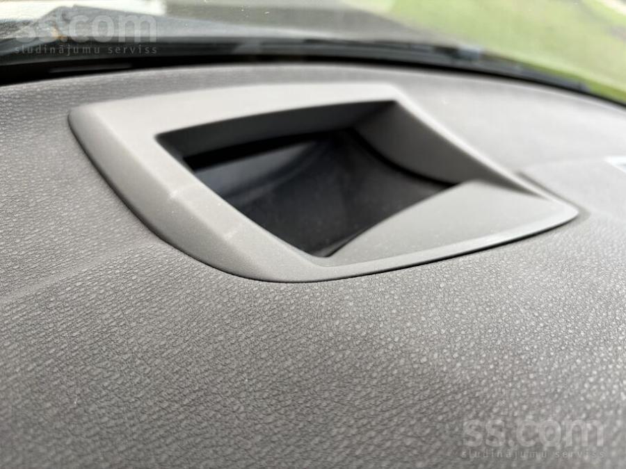 Zils BMW X5 2012 Jelgava, ar dzinēja tilpumu 3.00 L un nobraukumu 346 tūkst. km par 10900 €, foto 14 vietnē AUTOMOTO.COM.LV