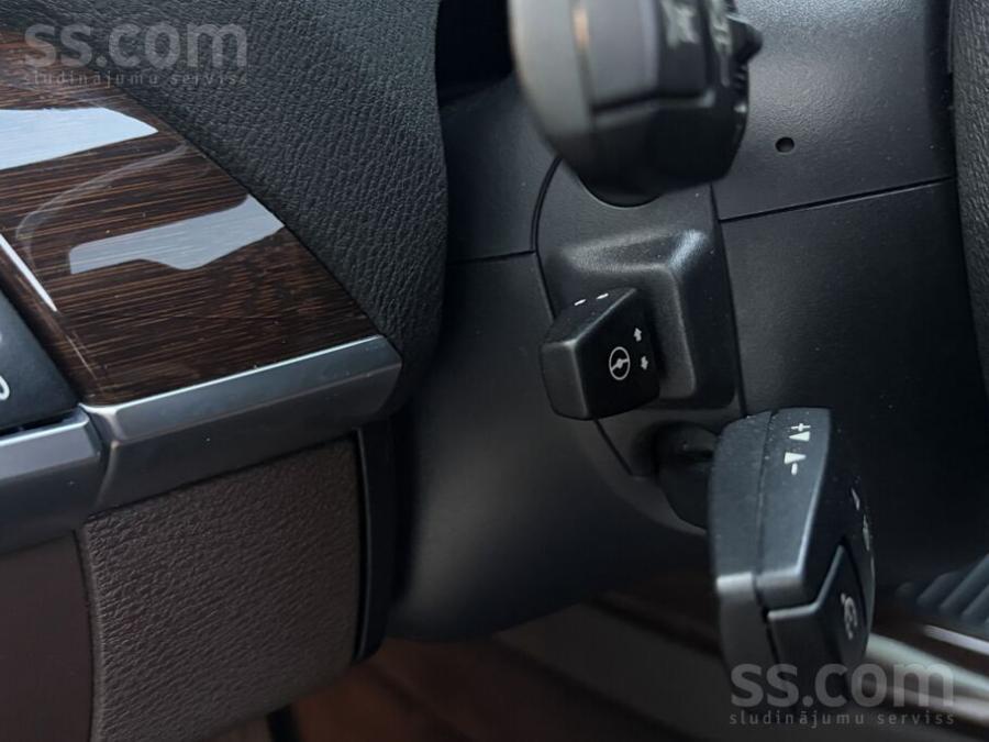 Zils BMW X5 2012 Jelgava, ar dzinēja tilpumu 3.00 L un nobraukumu 346 tūkst. km par 10900 €, foto 18 vietnē AUTOMOTO.COM.LV