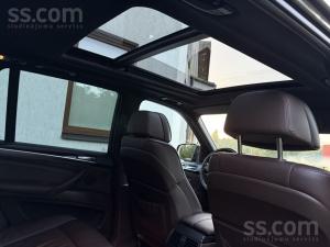 Zils BMW X5 2012 Jelgava, ar dzinēja tilpumu 3.00 L un nobraukumu 346 tūkst. km par 10900 €, foto 21 vietnē AUTOMOTO.COM.LV
