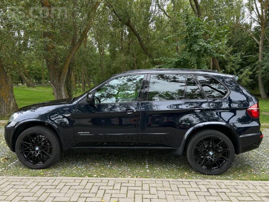 Blue BMW X5 2012 in Liepaja, with an engine capacity of 3.00 L and mileage of 316 thousand km for 13000 €, photo 8 on AUTOMOTO.COM.LV