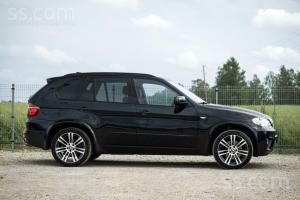 Zils BMW X5 2013 Tukums, ar dzinēja tilpumu 3.00 L un nobraukumu 0 tūkst. km par 15500 €, foto 3 vietnē AUTOMOTO.COM.LV