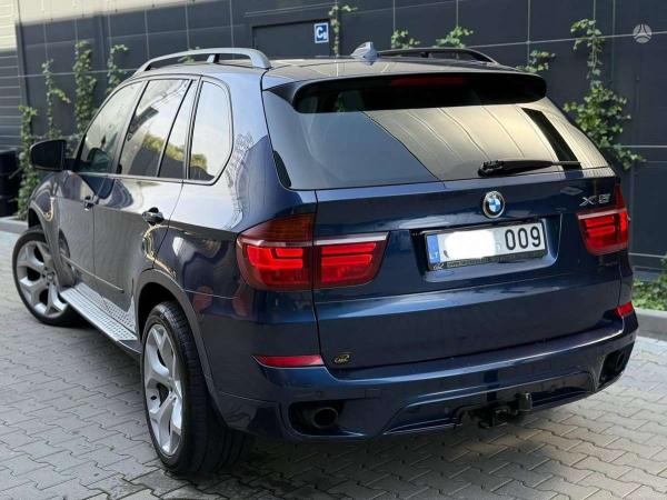 Blue BMW X5 2013 in Klaipeda, with an engine capacity of 2.99 L and mileage of 236 thousand km for 10900 €, photo 9 on AUTOMOTO.COM.LV