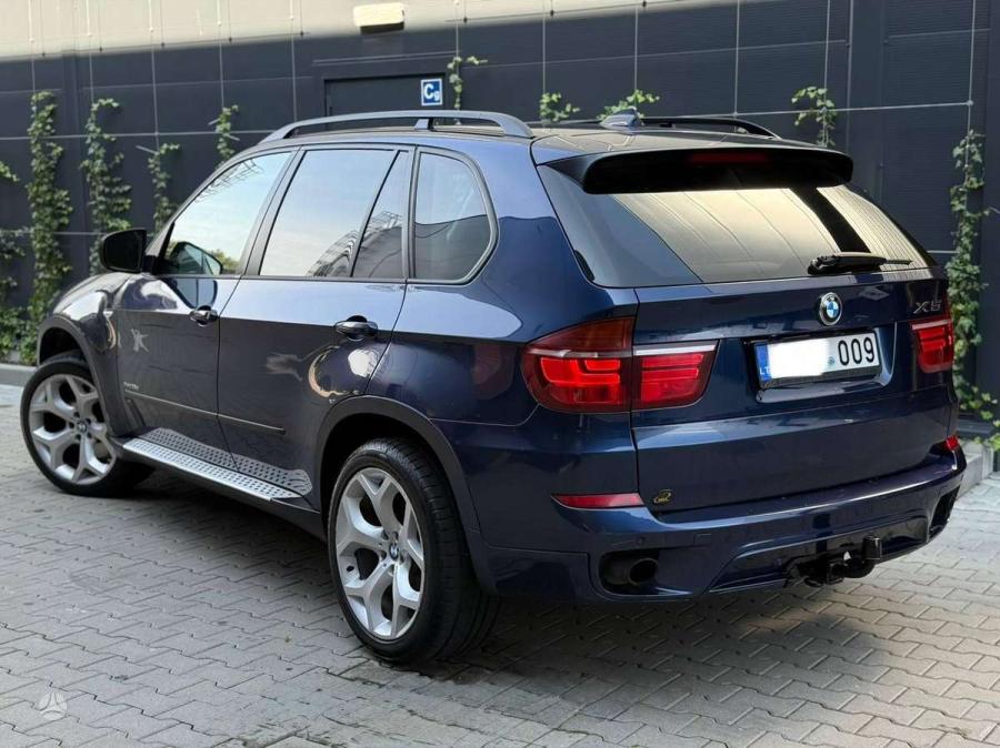 Blue BMW X5 2013 in Klaipeda, with an engine capacity of 2.99 L and mileage of 236 thousand km for 10900 €, photo 11 on AUTOMOTO.COM.LV