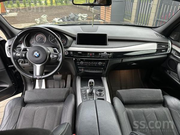 Blue BMW X5 2013 in Riga, with an engine capacity of 3.00 L and mileage of 300 thousand km for 21900 €, photo 5 on AUTOMOTO.COM.LV