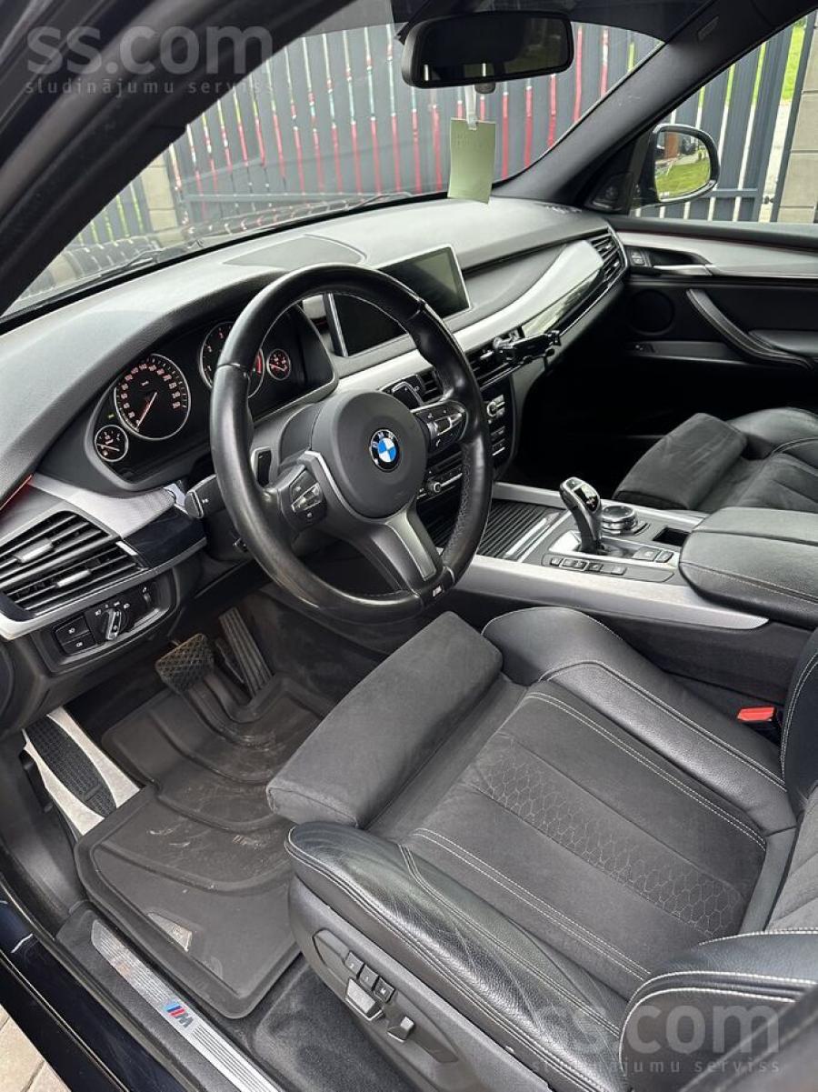 Zils BMW X5 2013 Rīga, ar dzinēja tilpumu 3.00 L un nobraukumu 300 tūkst. km par 21900 €, foto 7 vietnē AUTOMOTO.COM.LV