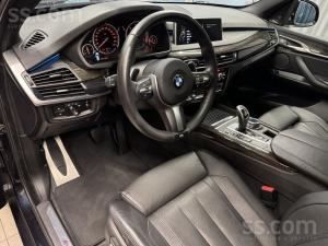 Zils BMW X5 2014 Rīga, ar dzinēja tilpumu 3.00 L un nobraukumu 183 tūkst. km par 21990 €, foto 10 vietnē AUTOMOTO.COM.LV