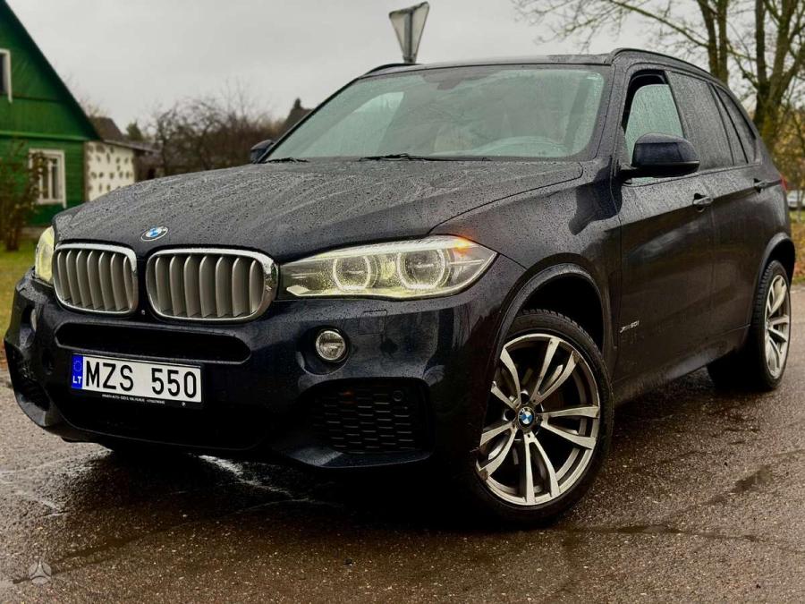 Zils BMW X5 2014 Viļņa, ar dzinēja tilpumu 4.40 L un nobraukumu 227 tūkst. km par 12350 €, foto 1 vietnē AUTOMOTO.COM.LV