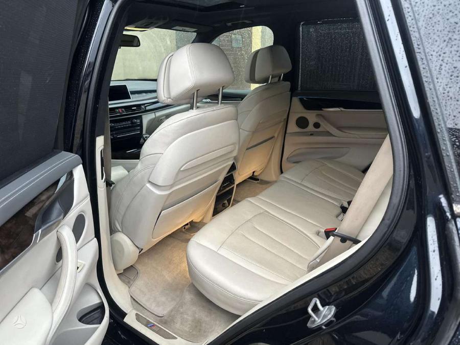 Zils BMW X5 2014 Viļņa, ar dzinēja tilpumu 4.40 L un nobraukumu 227 tūkst. km par 12350 €, foto 18 vietnē AUTOMOTO.COM.LV