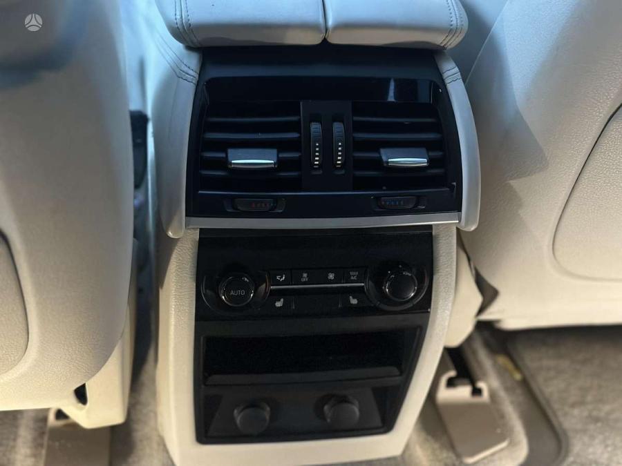 Zils BMW X5 2014 Viļņa, ar dzinēja tilpumu 4.40 L un nobraukumu 227 tūkst. km par 12350 €, foto 19 vietnē AUTOMOTO.COM.LV