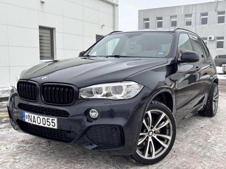 Blue BMW X5 2014 in Kaunas, with an engine capacity of 2.99 L and mileage of 270 thousand km for 19500 €, photo 1 on AUTOMOTO.COM.LV