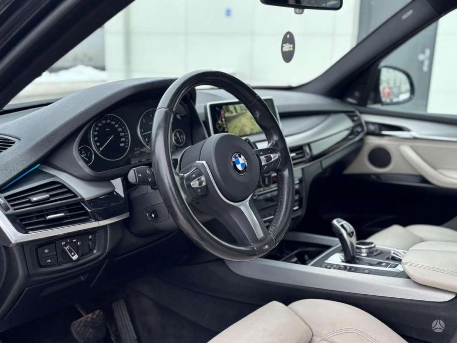 Blue BMW X5 2014 in Kaunas, with an engine capacity of 2.99 L and mileage of 270 thousand km for 19500 €, photo 15 on AUTOMOTO.COM.LV