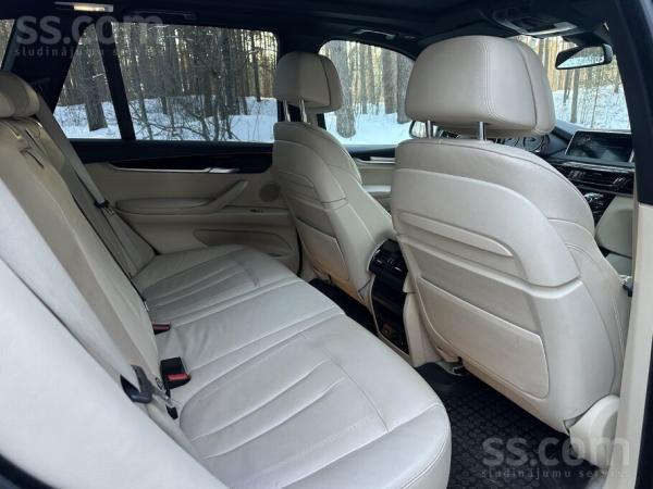 Blue BMW X5 2014 in Riga, with an engine capacity of 3.00 L and mileage of 208 thousand km for 16700 €, photo 8 on AUTOMOTO.COM.LV