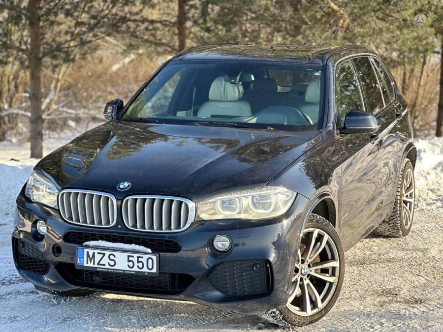 Blue BMW X5 2014 in Vilnius, with an engine capacity of 4.40 L and mileage of 278 thousand km for 11750 €, photo 2 on AUTOMOTO.COM.LV