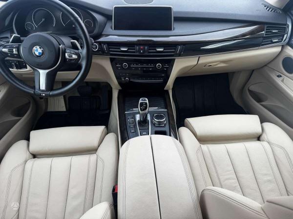 Zils BMW X5 2014 Šauļi, ar dzinēja tilpumu 2.99 L un nobraukumu 279 tūkst. km par 10900 €, foto 9 vietnē AUTOMOTO.COM.LV