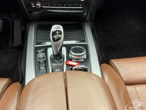 Zils BMW X5 2014 Avižieniai, ar dzinēja tilpumu 3.00 L un nobraukumu 369 tūkst. km par 15600 €, foto 18 vietnē AUTOMOTO.COM.LV