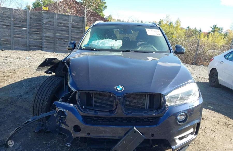 Blue BMW X5 2014 in Vilnius, with an engine capacity of 2.98 L and mileage of 154 thousand km for 6300 €, photo 3 on AUTOMOTO.COM.LV