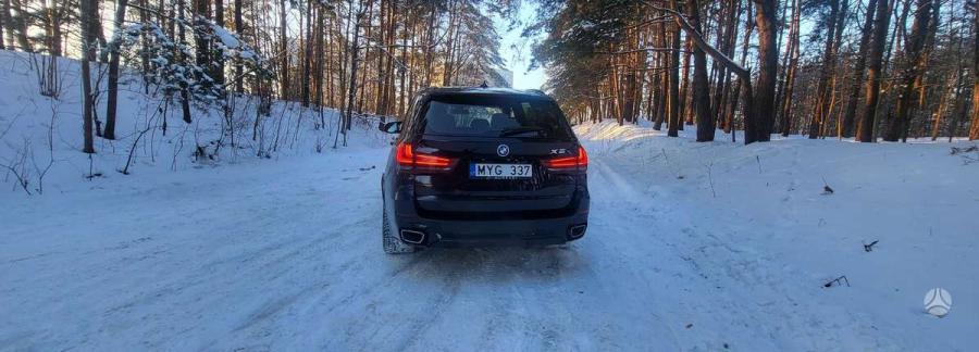 Blue BMW X5 2014 in Vilnius, with an engine capacity of 2.99 L and mileage of 398 thousand km for 16500 €, photo 4 on AUTOMOTO.COM.LV