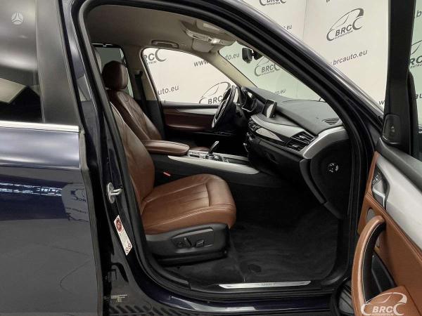 Blue BMW X5 2014 in Vilnius, with an engine capacity of 2.99 L and mileage of 165 thousand km for 20900 €, photo 5 on AUTOMOTO.COM.LV