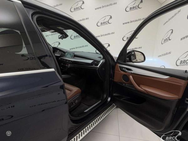 Blue BMW X5 2014 in Vilnius, with an engine capacity of 2.99 L and mileage of 369 thousand km for 14900 €, photo 9 on AUTOMOTO.COM.LV