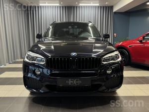 Blue BMW X5 2014 in Riga, with an engine capacity of 3.00 L and mileage of 183 thousand km for 20990 €, photo 3 on AUTOMOTO.COM.LV