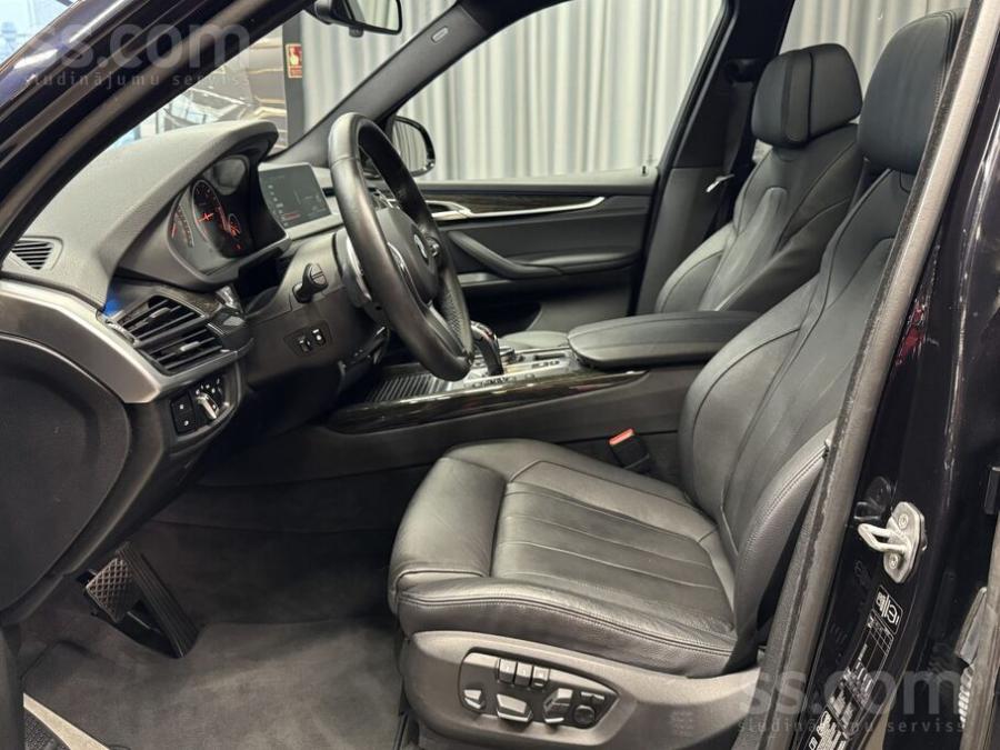 Blue BMW X5 2014 in Riga, with an engine capacity of 3.00 L and mileage of 183 thousand km for 20990 €, photo 10 on AUTOMOTO.COM.LV