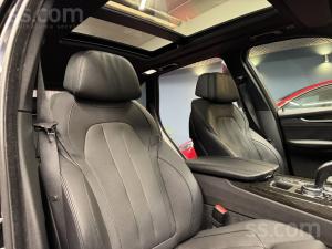 Blue BMW X5 2014 in Riga, with an engine capacity of 3.00 L and mileage of 183 thousand km for 20990 €, photo 16 on AUTOMOTO.COM.LV