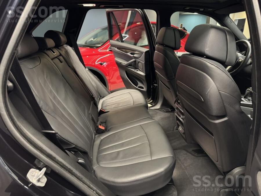 Blue BMW X5 2014 in Riga, with an engine capacity of 3.00 L and mileage of 183 thousand km for 20990 €, photo 19 on AUTOMOTO.COM.LV