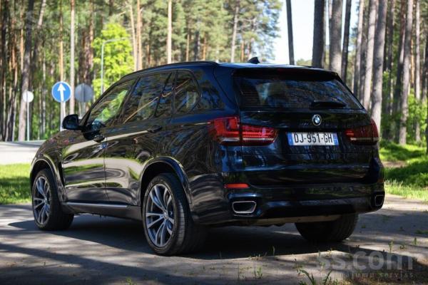 Синий БМВ Х5 2014 в Рига, объемом двигателя 3.00 л и пробегом 214 тыс. км за 22700 €, фото 5 на AUTOMOTO.COM.LV