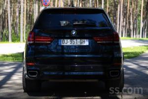 Blue BMW X5 2014 in Riga, with an engine capacity of 3.00 L and mileage of 214 thousand km for 22700 €, photo 7 on AUTOMOTO.COM.LV