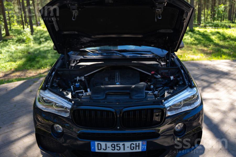 Blue BMW X5 2014 in Riga, with an engine capacity of 3.00 L and mileage of 214 thousand km for 22700 €, photo 11 on AUTOMOTO.COM.LV
