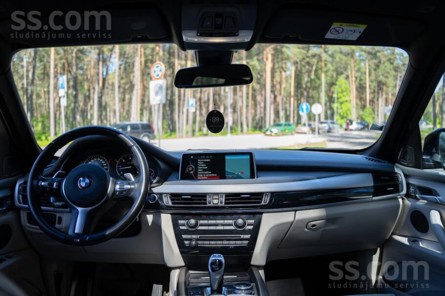 Blue BMW X5 2014 in Riga, with an engine capacity of 3.00 L and mileage of 214 thousand km for 22700 €, photo 18 on AUTOMOTO.COM.LV