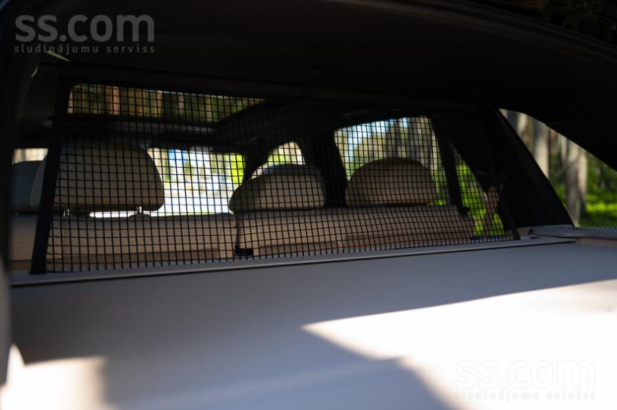 Blue BMW X5 2014 in Riga, with an engine capacity of 3.00 L and mileage of 214 thousand km for 22700 €, photo 21 on AUTOMOTO.COM.LV