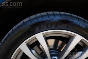 Blue BMW X5 2014 in Riga, with an engine capacity of 3.00 L and mileage of 214 thousand km for 22700 €, photo 28 on AUTOMOTO.COM.LV