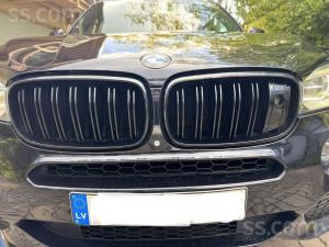 Zils BMW X5 2014 Rīga, ar dzinēja tilpumu 3.00 L un nobraukumu 192 tūkst. km par 23500 €, foto 5 vietnē AUTOMOTO.COM.LV