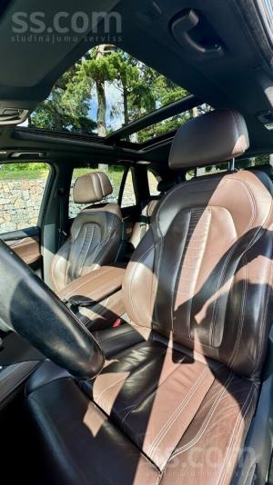 Zils BMW X5 2014 Rīga, ar dzinēja tilpumu 3.00 L un nobraukumu 192 tūkst. km par 23500 €, foto 24 vietnē AUTOMOTO.COM.LV