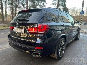 Zils BMW X5 2014 Rīga, ar dzinēja tilpumu 3.00 L un nobraukumu 258 tūkst. km par 17995 €, foto 6 vietnē AUTOMOTO.COM.LV