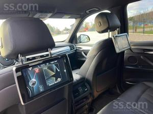 Zils BMW X5 2014 Rīga, ar dzinēja tilpumu 3.00 L un nobraukumu 258 tūkst. km par 17995 €, foto 15 vietnē AUTOMOTO.COM.LV