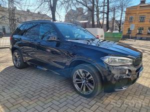 Blue BMW X5 2014 in Riga, with an engine capacity of 3.00 L and mileage of 246 thousand km for 21999 €, photo 8 on AUTOMOTO.COM.LV