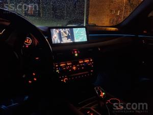 Blue BMW X5 2014 in Riga, with an engine capacity of 3.00 L and mileage of 246 thousand km for 21999 €, photo 16 on AUTOMOTO.COM.LV