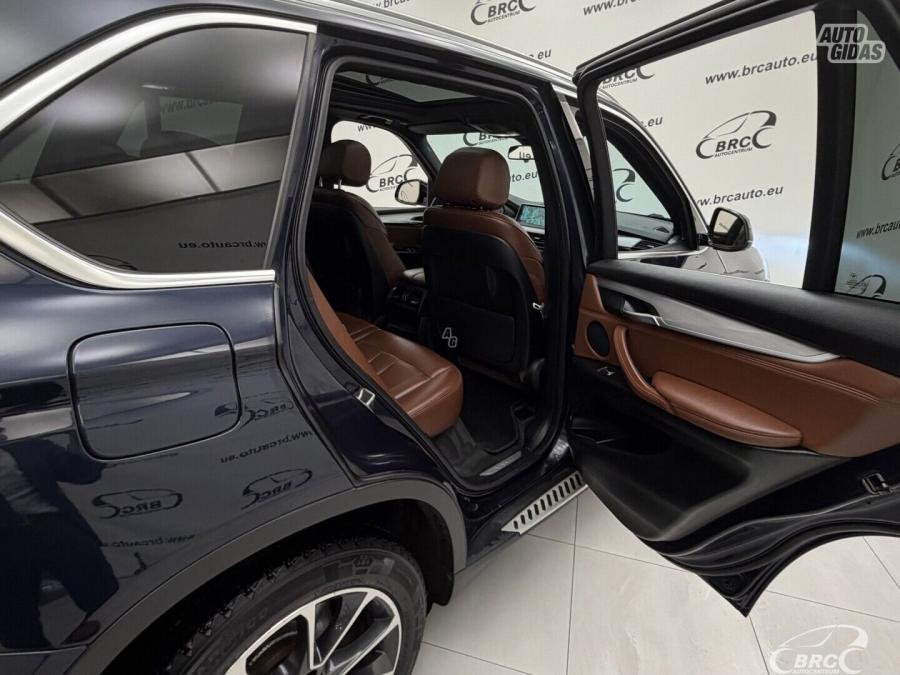Zils BMW X5 2014 Avižieniai, ar dzinēja tilpumu 3.00 L un nobraukumu 369 tūkst. km par 12900 €, foto 13 vietnē AUTOMOTO.COM.LV