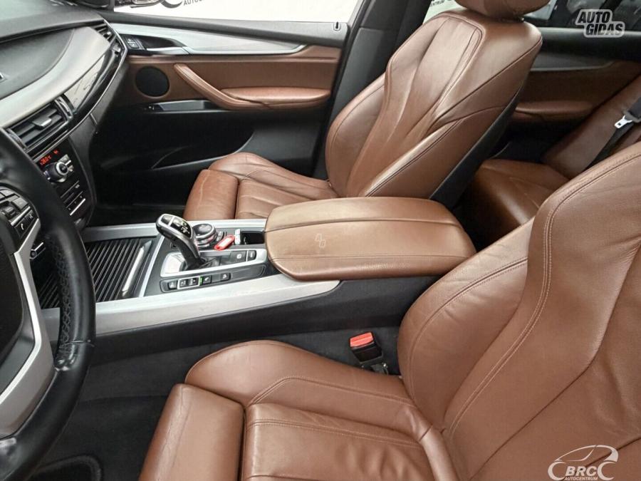 Zils BMW X5 2014 Avižieniai, ar dzinēja tilpumu 3.00 L un nobraukumu 369 tūkst. km par 12900 €, foto 25 vietnē AUTOMOTO.COM.LV