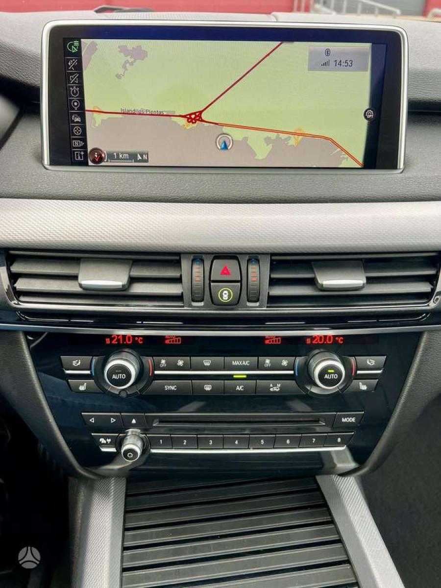 Zils BMW X5 2014 Kauņa, ar dzinēja tilpumu 2.99 L un nobraukumu 304 tūkst. km par 18599 €, foto 24 vietnē AUTOMOTO.COM.LV