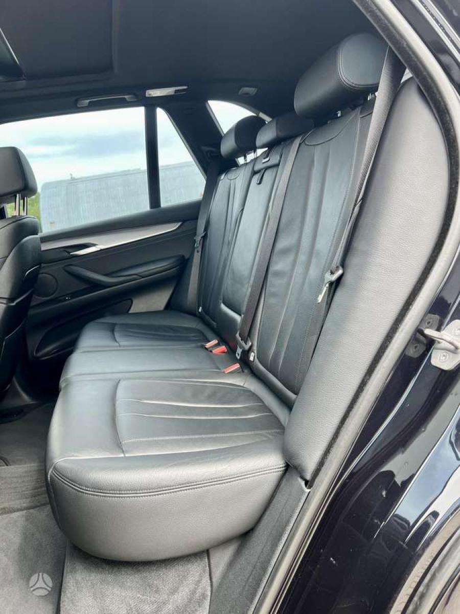 Zils BMW X5 2014 Kauņa, ar dzinēja tilpumu 2.99 L un nobraukumu 304 tūkst. km par 18599 €, foto 37 vietnē AUTOMOTO.COM.LV
