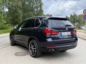 Zils BMW X5 2014 Liepāja, ar dzinēja tilpumu 3.00 L un nobraukumu 117 tūkst. km par 21900 €, foto 3 vietnē AUTOMOTO.COM.LV