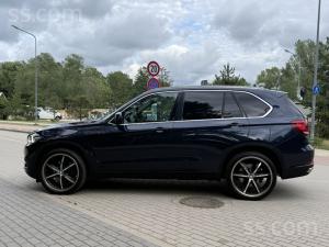 Zils BMW X5 2014 Liepāja, ar dzinēja tilpumu 3.00 L un nobraukumu 117 tūkst. km par 21900 €, foto 7 vietnē AUTOMOTO.COM.LV