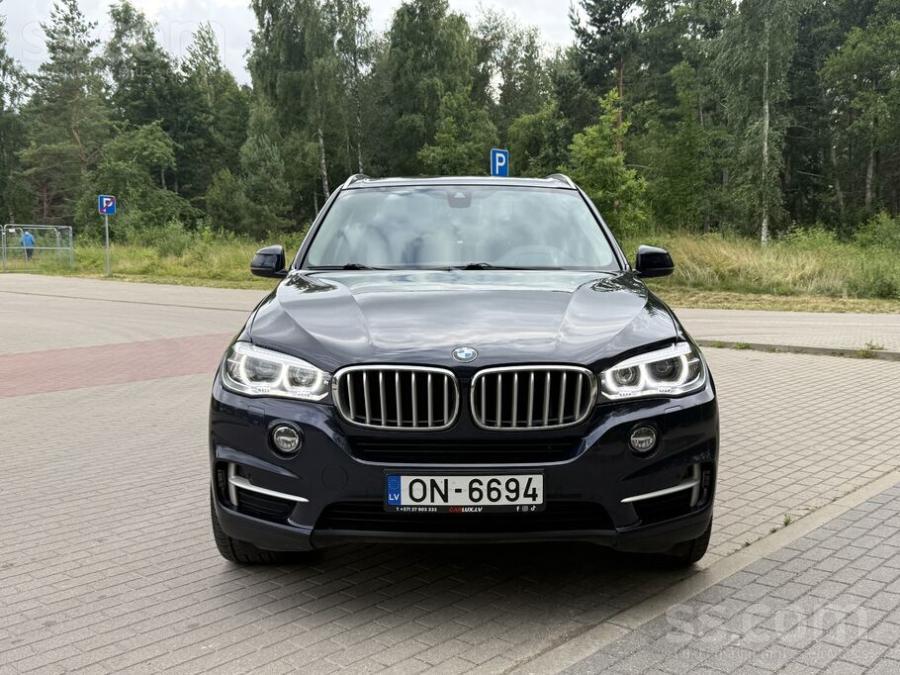 Zils BMW X5 2014 Liepāja, ar dzinēja tilpumu 3.00 L un nobraukumu 117 tūkst. km par 21900 €, foto 8 vietnē AUTOMOTO.COM.LV