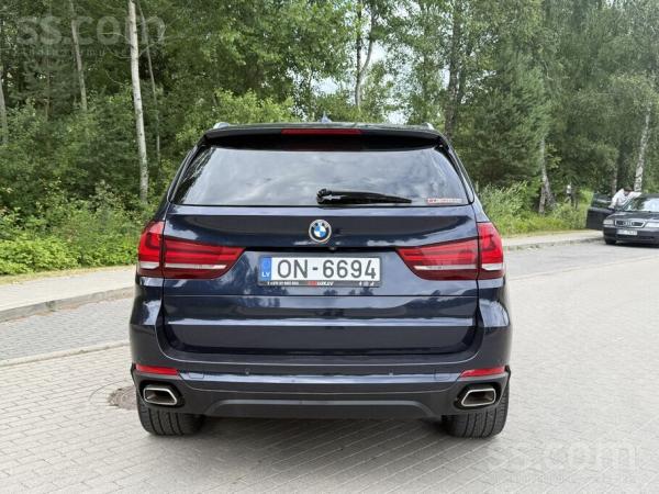 Blue BMW X5 2014 in Liepaja, with an engine capacity of 3.00 L and mileage of 117 thousand km for 21900 €, photo 8 on AUTOMOTO.COM.LV