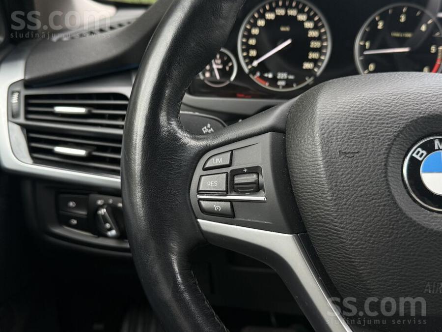 Zils BMW X5 2014 Liepāja, ar dzinēja tilpumu 3.00 L un nobraukumu 117 tūkst. km par 21900 €, foto 20 vietnē AUTOMOTO.COM.LV
